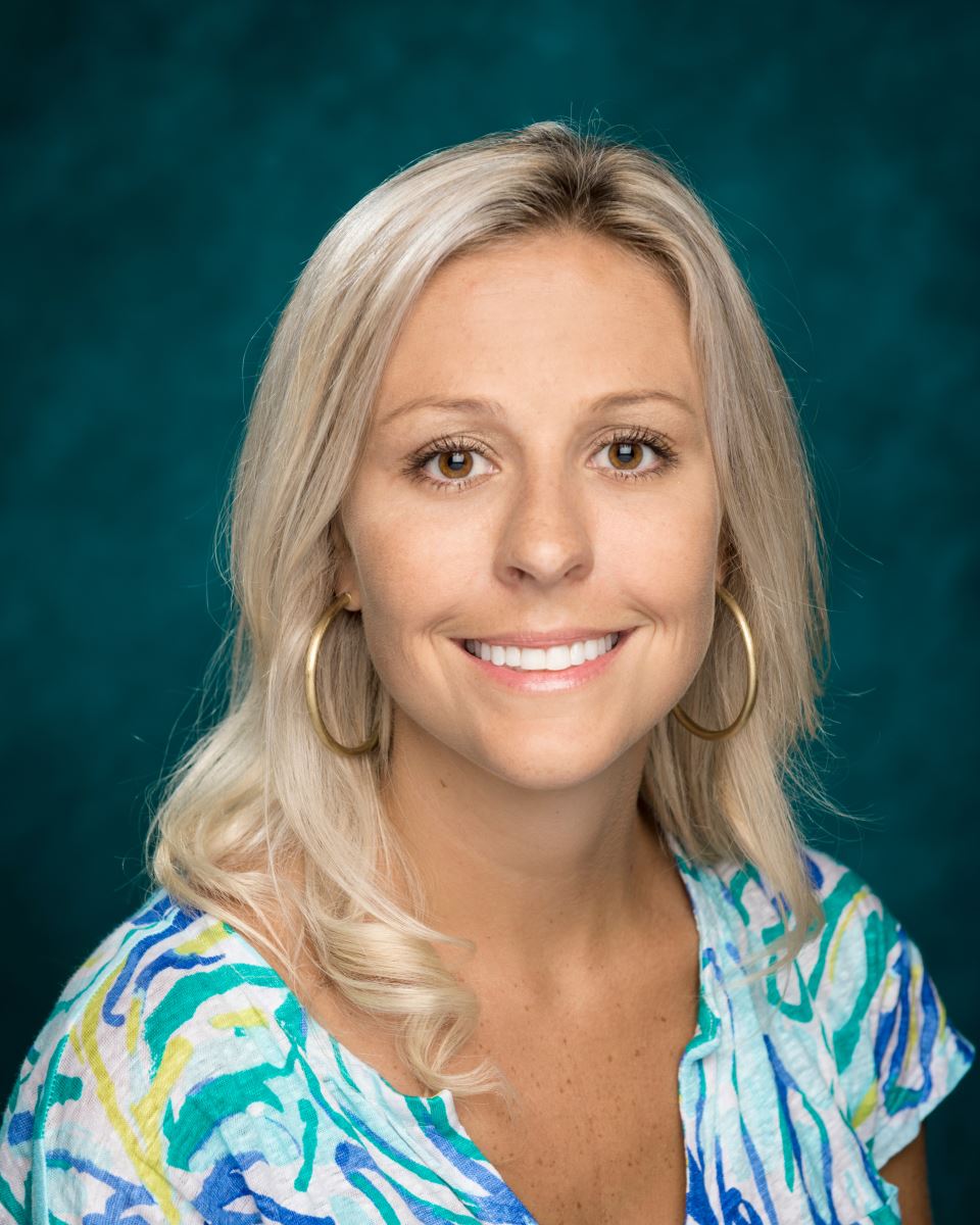 Leigh Smith's Instagram, Twitter & Facebook on IDCrawl